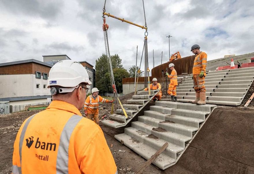 BAM installs Scotland’s largest 3-D printed concrete structure to date ...