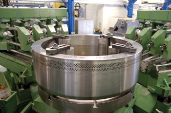 Multi-spindle gun-drilling machine - Machinery Market News